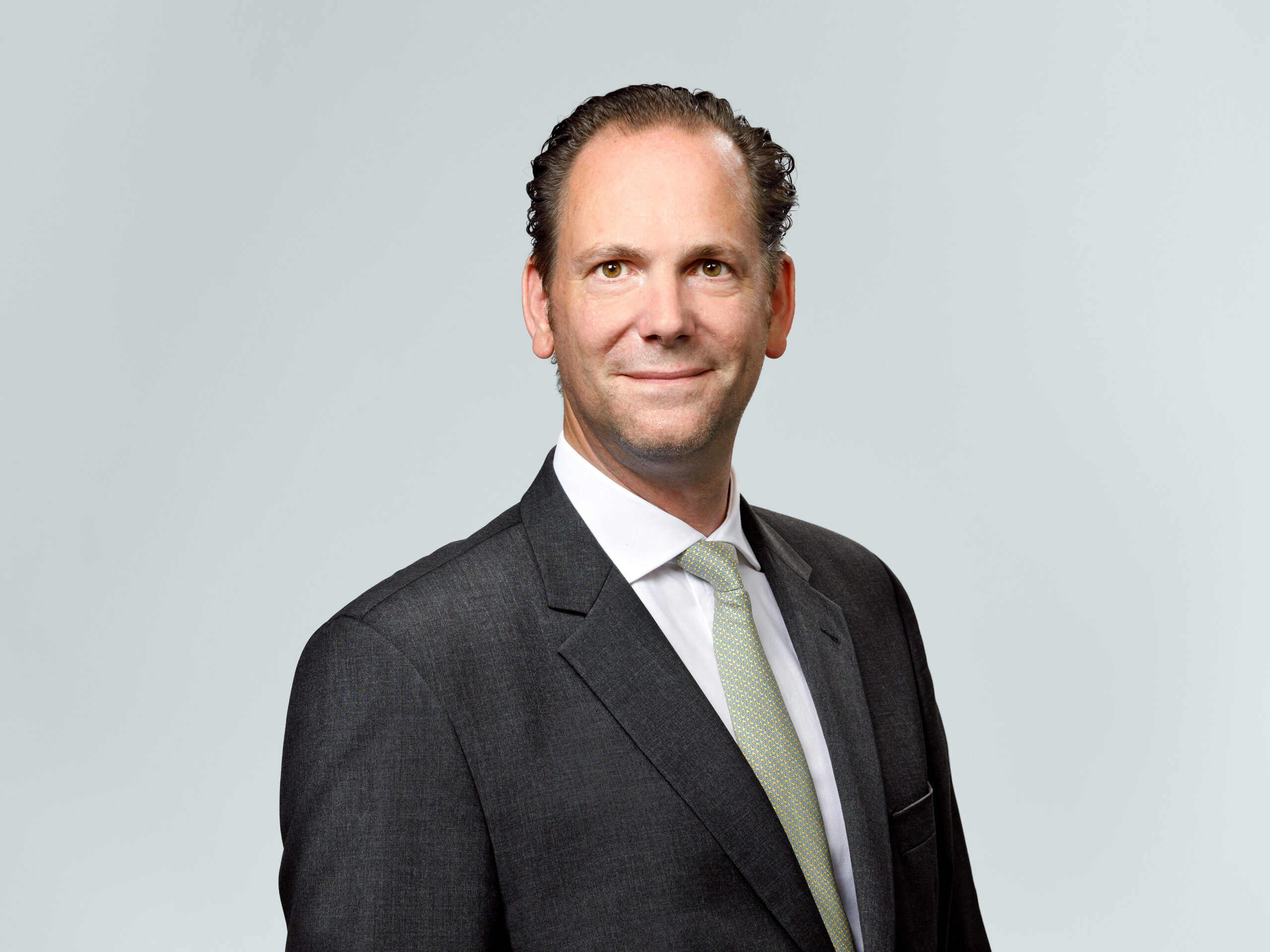 Kai F. Oulds wird Head of Industrial & Logistics Germany bei CBRE ...